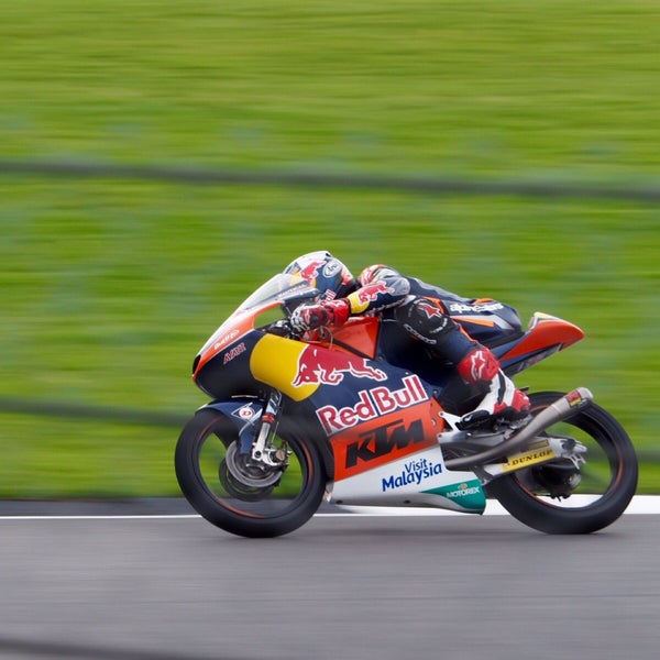 Photos at Luffield Grandstand - 8 tips