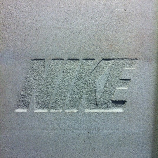 Nike - Sporting Goods Shop in Washington, DC
