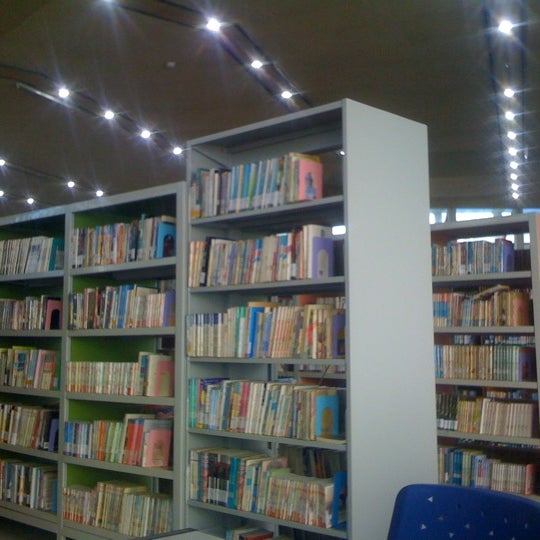 Sandakan Regional Library - Library in Sandakan