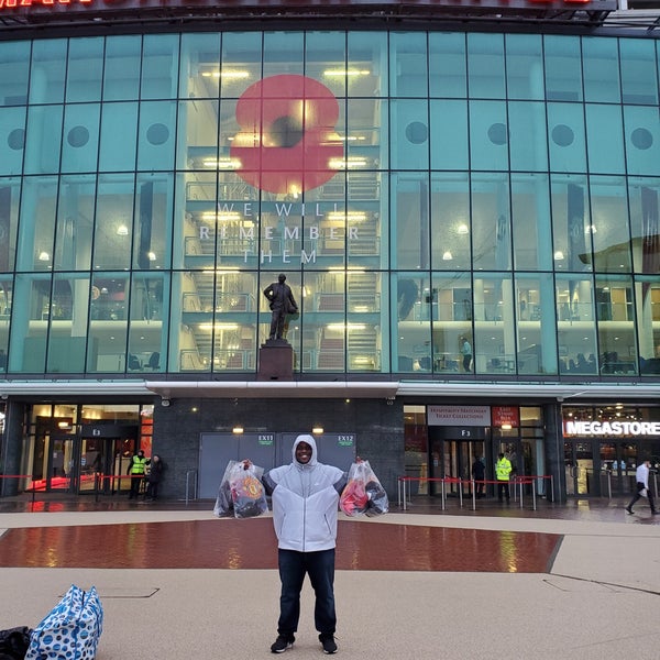 Photos at Manchester United Megastore - Souvenir Store