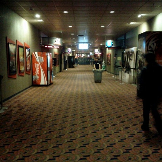 Photos at Cineplex Odeon Crowfoot Crossing - Northwest Calgary - 91 ...