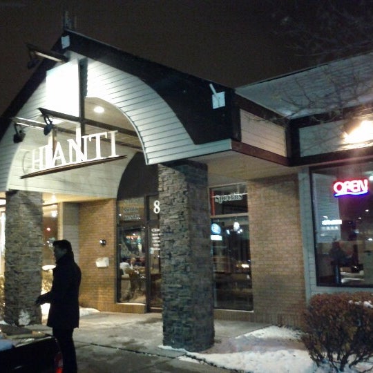 Chianti Café - Northwest Calgary - 300, 20 Crowfoot Cres NW