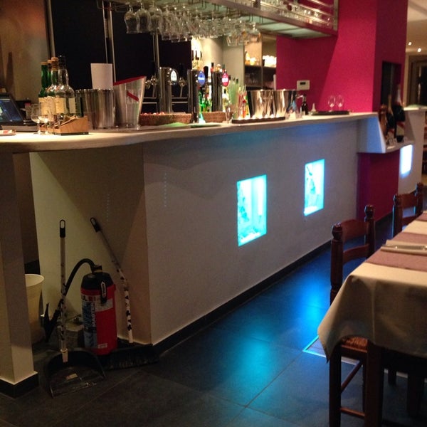 Le Vieux Ganshoren (Now Closed) - French Restaurant in Ganshoren