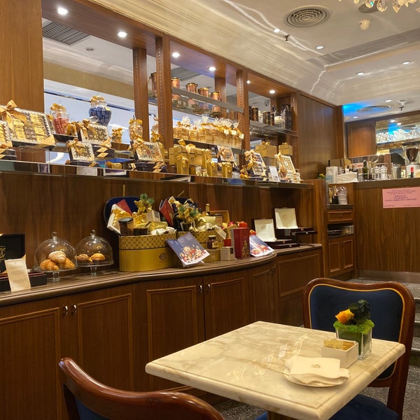 Cova Ristorante & Caffè (Now Closed)