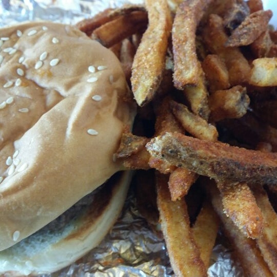 Five Guys - 145 Town Center Drive