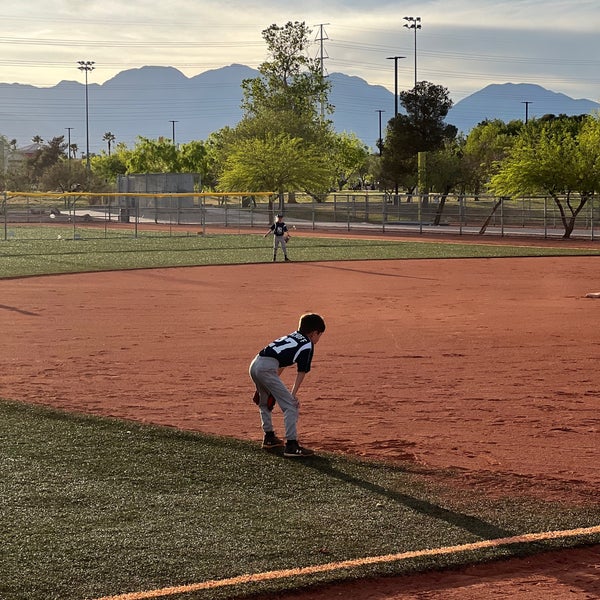 Desert Breeze Softball Fields - Baseball Field in Las Vegas