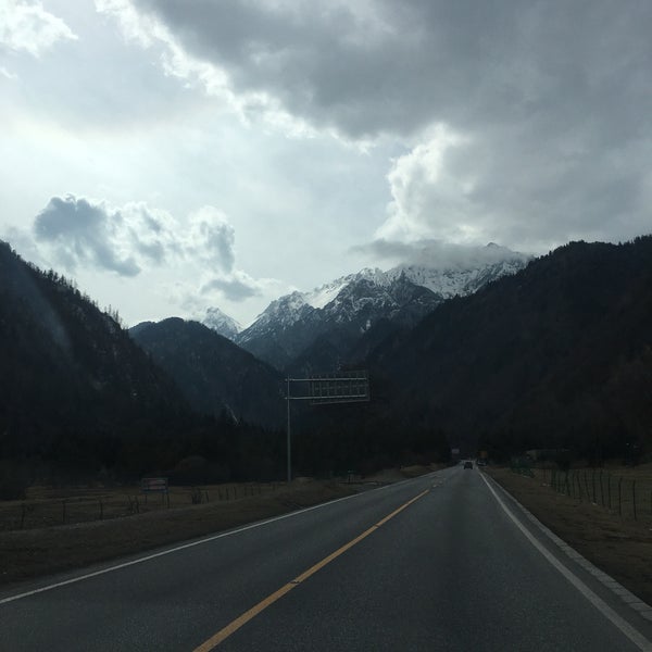 Jiuzhaigou Huanglong Airport (JZH) 九寨沟黄龙机场 - 20 tips from 591 visitors