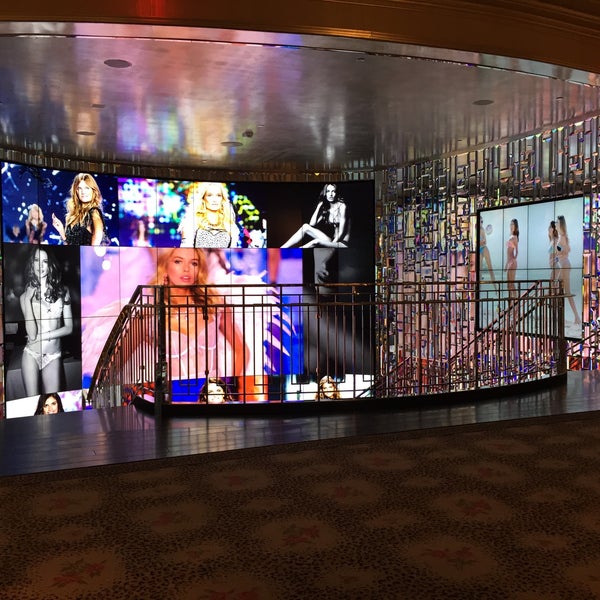 Victoria's Secret - 3500 Las Vegas Blvd S