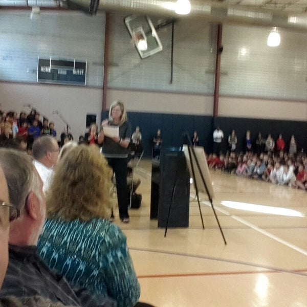 Laird School - 1500 N Scovel St