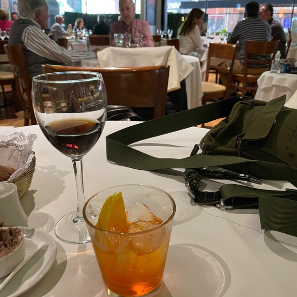 Fechoria Recova - Argentinian Restaurant in Buenos Aires