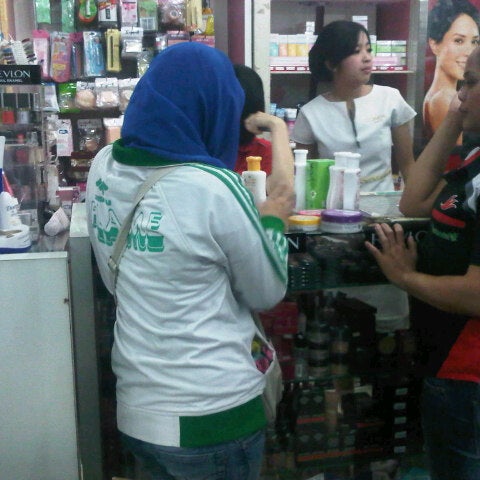 Rama Shinta Beauty Shop - Cosmetics Store