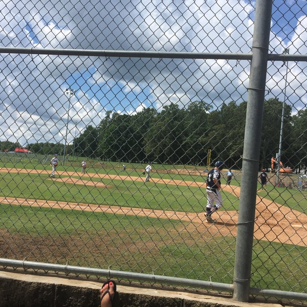 Snowden Grove Park - 1 tip from 377 visitors