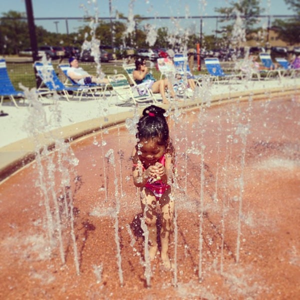 Bartlett Aquatic Center - Water Park in Bartlett