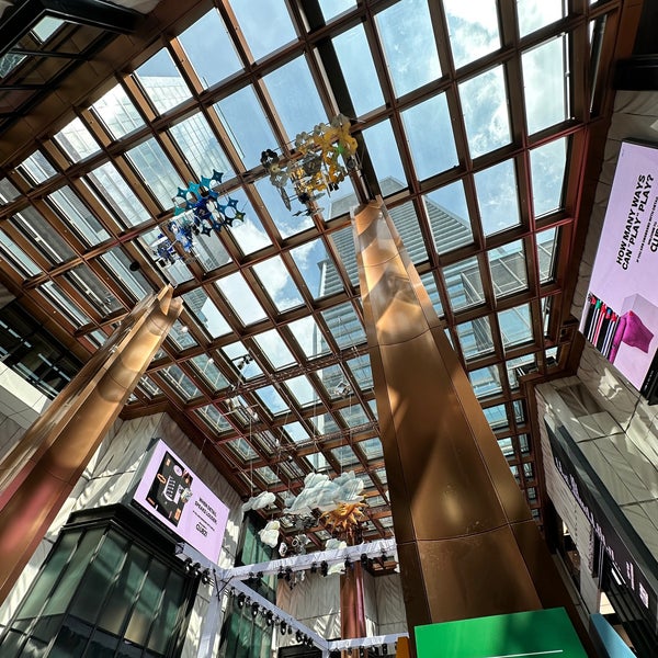 THE STOREYS (เดอะ สตอรี่ส์) - One Bangkok