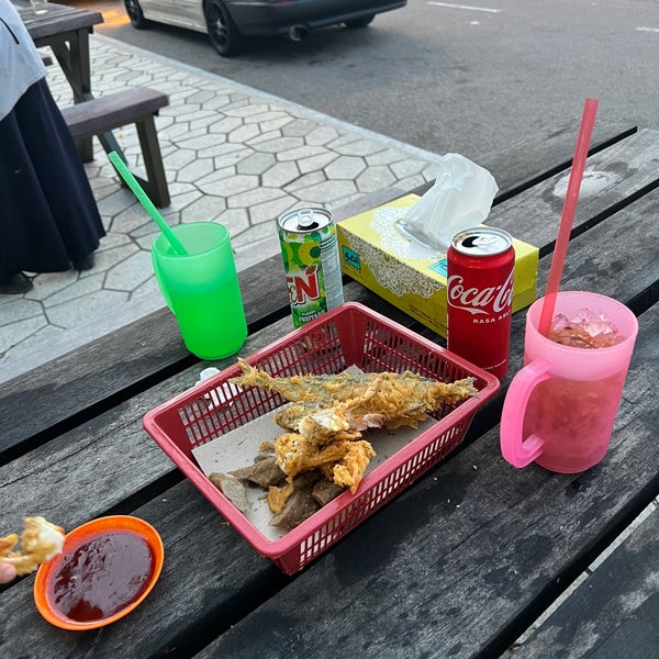 Penyabong Jetty - Harbor or Marina