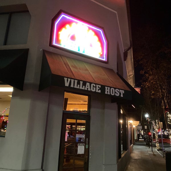 Village Host Pizza & Grill - 1201 Broadway