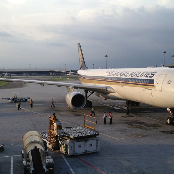 Singapore Airlines Flight 117
