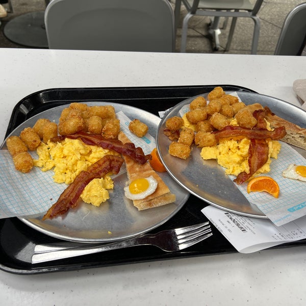 Pym Tasting Lab - The Anaheim Resort - 526 visitors