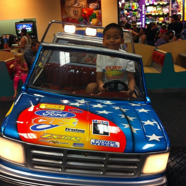 Stunning Chuck E Cheese Ming Ave Photos