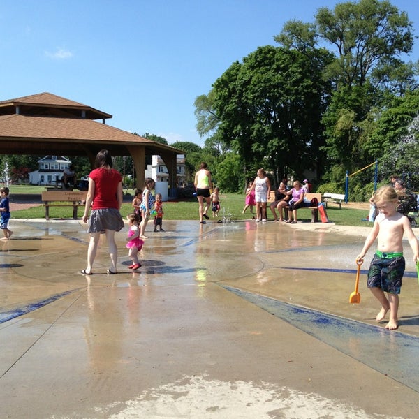 The Splash Pad at East Haven Town Beach - Beach in East Haven