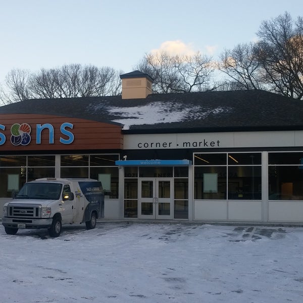 Seasons Corner Market - 2 tips from 3 visitors