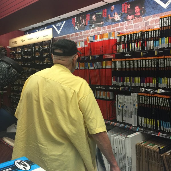 Guitar Center - Music Store