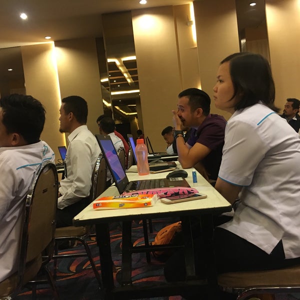 M Icon Convention Centre - 5 tips