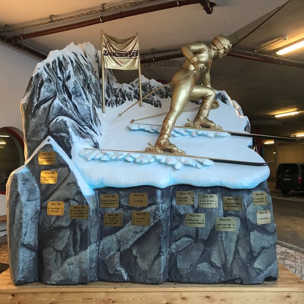 Out Cold Papa Muntz Statue