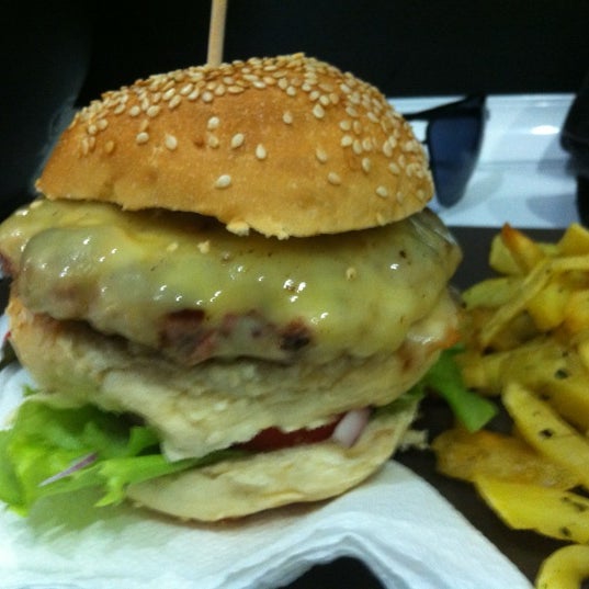 Hamburgueria do Bairro - Burger Joint in Lisboa