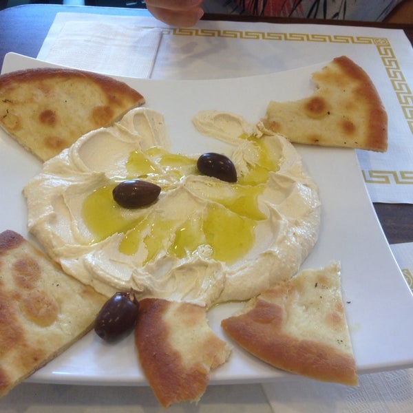 Vanoos Grillette - Mediterranean Restaurant in Pacific Beach