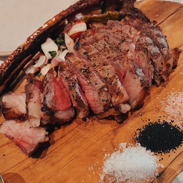 LB Steak - 65 tips from 4122 visitors