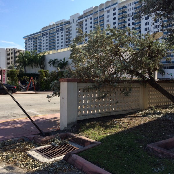 Miami Beach Regional Library - Miami-Dade Public Library System - City ...