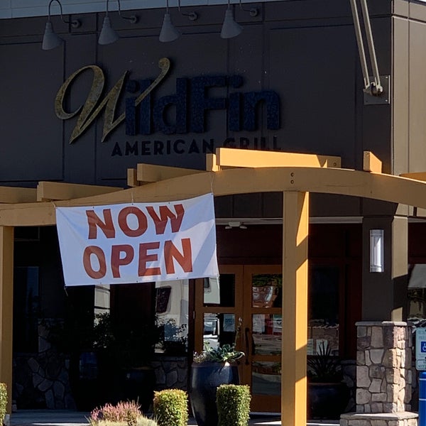 Wildfin American Grill - 835 NW Gilman Blvd