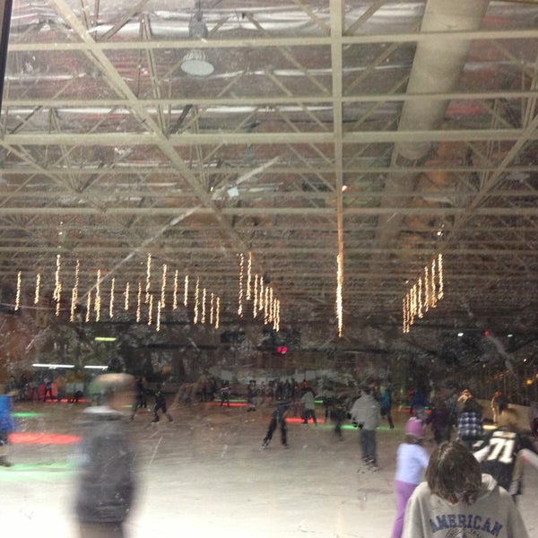 Mt Lebanon Ice Center - Mount Lebanon - 2 tips from 347 visitors