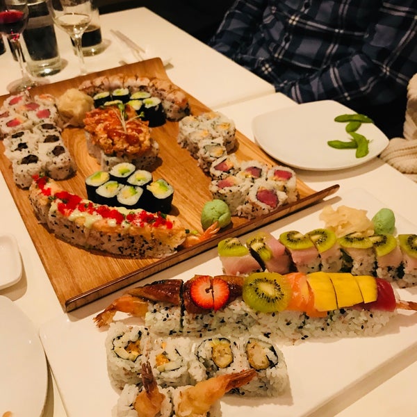 Doma Sushi - Fairmount - Art Museum - 32 tips from 927 visitors