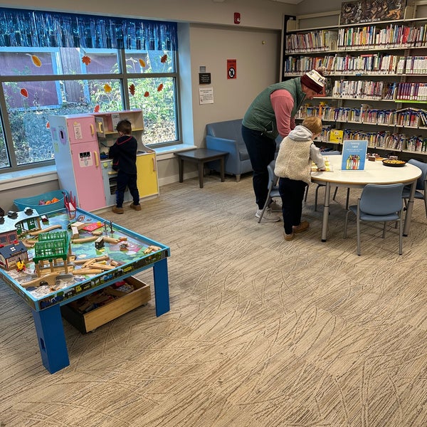 Radnor Memorial Library - 1 tip from 140 visitors