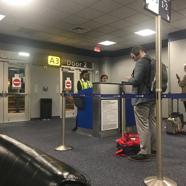 Gate A3 - Airport Gate in Sterling
