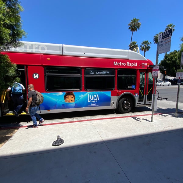 La Metro Rapid Bus