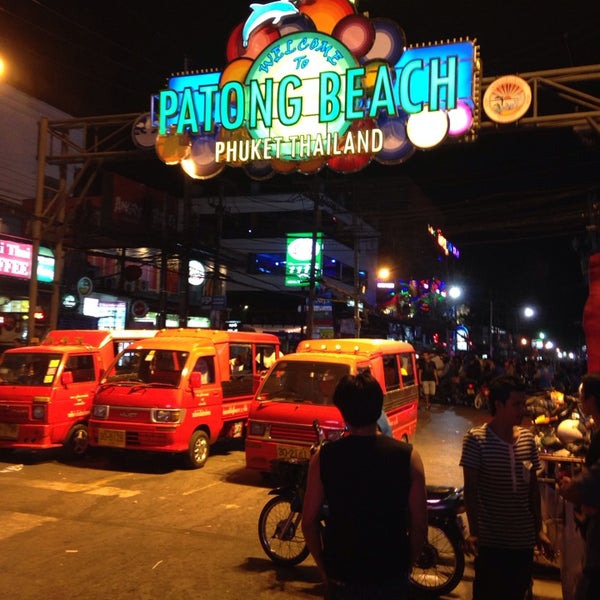 Beach Bar@Patong Beach - Music Venue