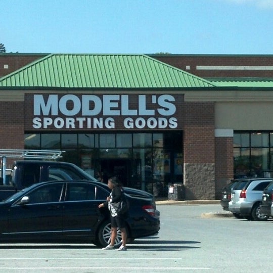 Modell's Sporting Goods (Now Closed) - 1 tip