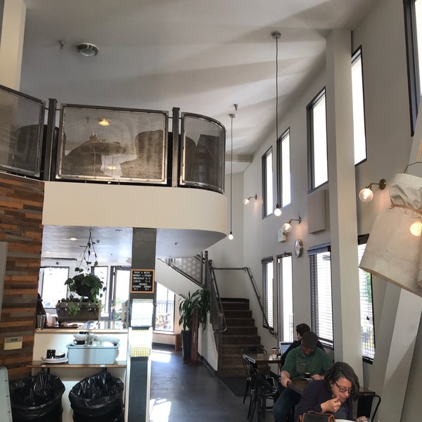 Cafe Lumiere - Coffee Shop in Old Monterey Business District