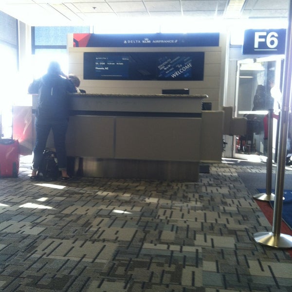 Concourse F - Airport Terminal in Minneapolis