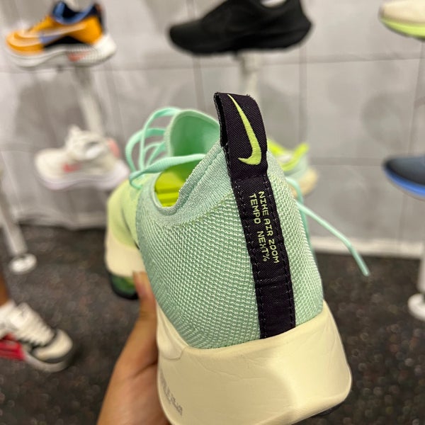 Nike - Sporting Goods Shop