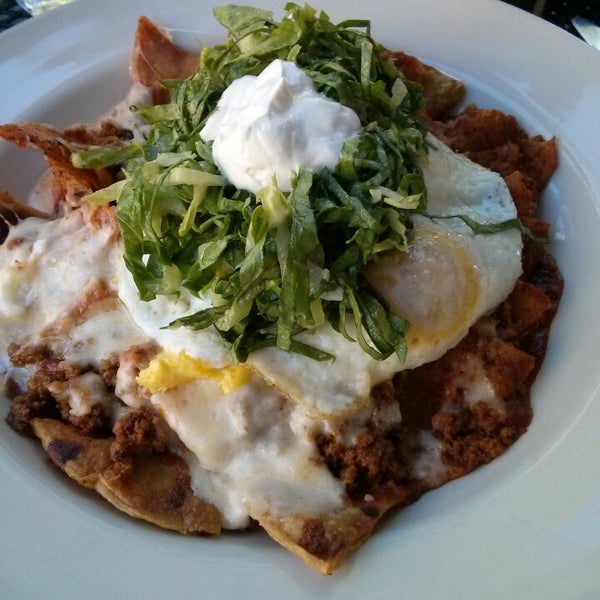 Uncommon Ground - New American Restaurant in Chicago