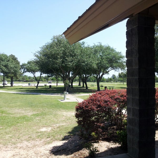 Photos at Zube Park - 5 tips from 240 visitors