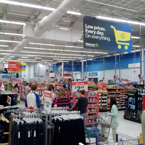 Photos at Walmart Supercenter - 10 tips from 606 visitors