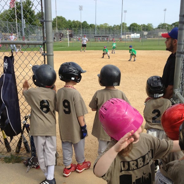 Tri-Village Baseball - Baseball Field in Greenlawn