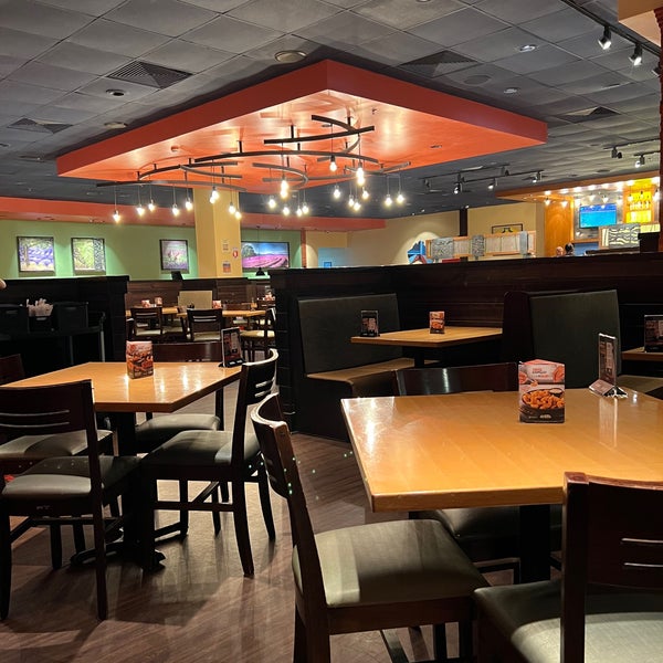 Outback Steakhouse - 214 tips from 5467 visitors