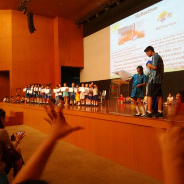 Primary Building Global Jaya International School - College Classroom