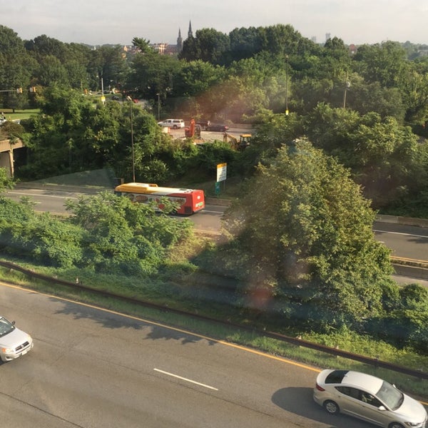 Deloitte - North Rosslyn - 15 tips